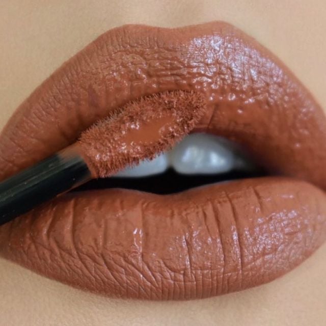 ¿Cómo elegir el tono de labial ideal según tu tono de piel?